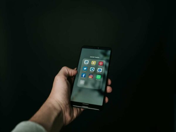 Creating viral TikTok challenges: A guide - 🚀 RiseKarma